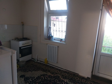 Hovli sotiladi 2 sotix katej