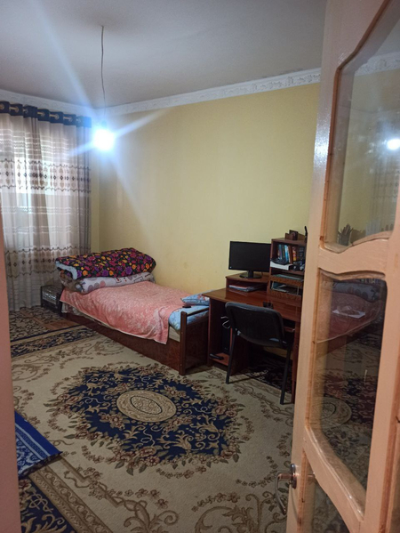 Shahar markazidan 3 xonali 113 m² kvartira sotiladi