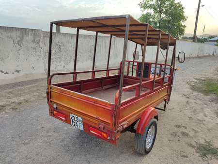 Mototsikl Sotiladi