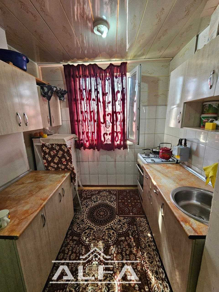 2 xonali 58m² 3-qavat sotiladi.