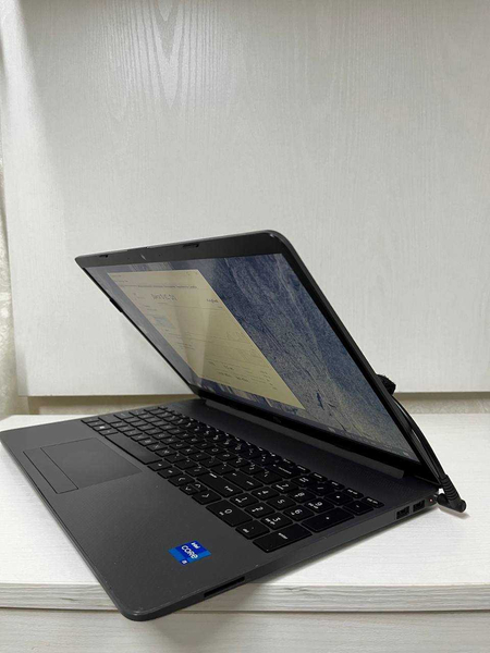 HP 250 G8 Intel Core i5-1135G7