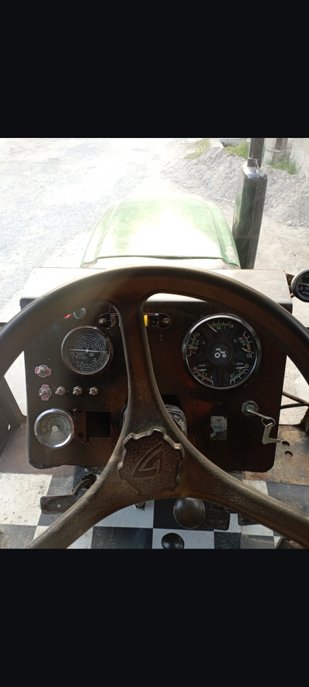 Belarus 80X gibrit