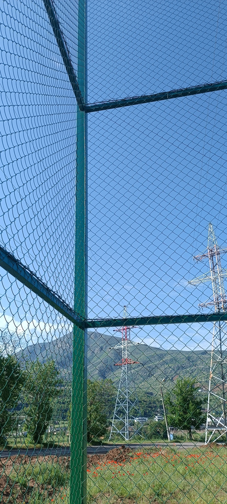 Mini sitadion noldan istkustvenniy gazon ustanovka qilamiz