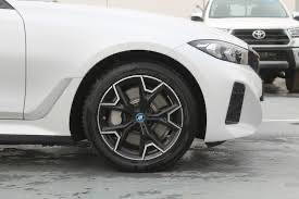 BMW i3 eDrive 40L . 2024. В наличии . Автокредит банк