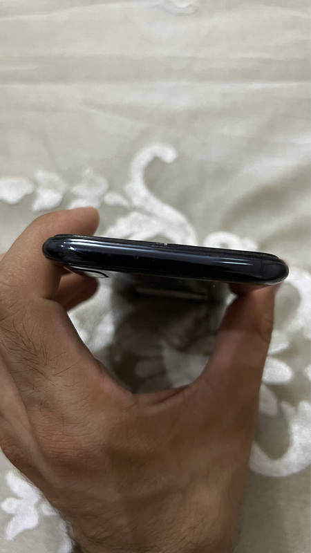 Samsung A40. 1 mln 260 ming