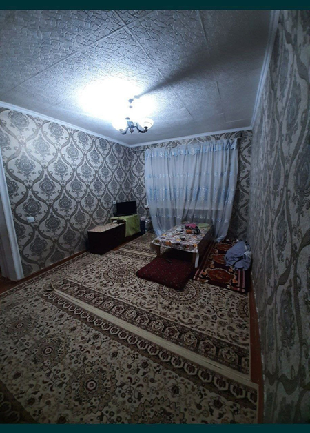 Срочно продаётся 2х ком квартира 4 эт 4 мик. район