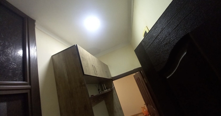 Yunusobod 8 kv 3 xonali kv oilaga beriadi
