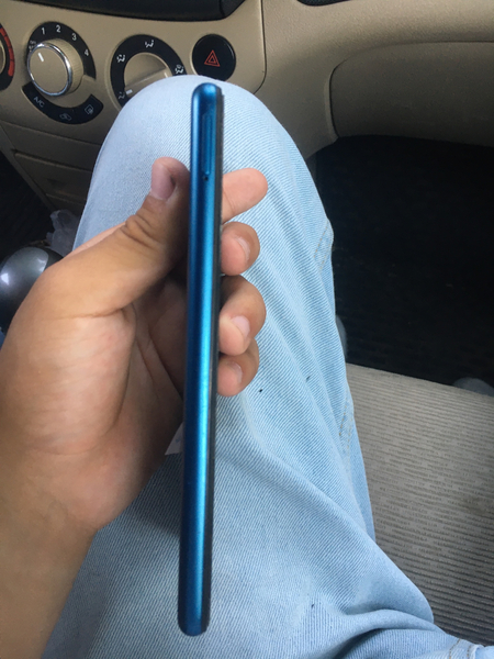 Samsung A12. Srochna sotiladi