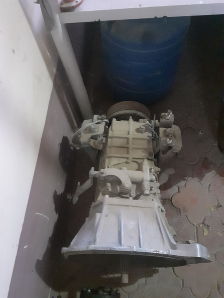 Isuzu karopka sotiladi.