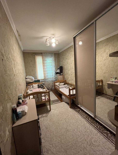 Продаётся 2х ком квартира. Максим Горького/Художников 2/2/5   K.V