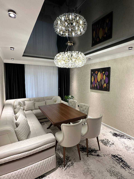 Продам 5 комн. квартиру на ц-6