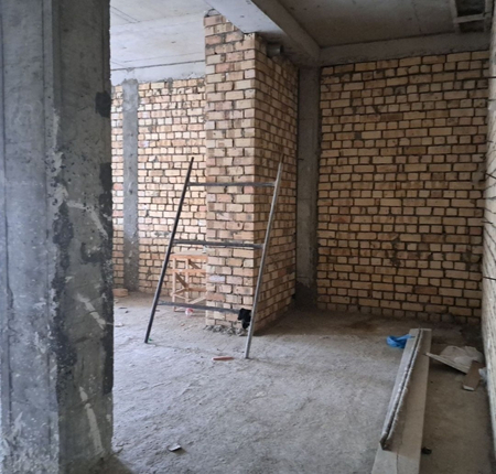 Продается 2/2/10 на жк OʻZBEGIM