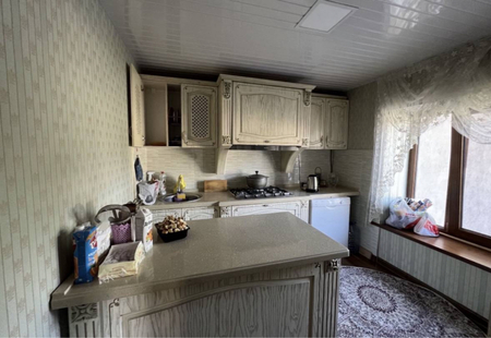 Сдается в аренду в центре Кибрая