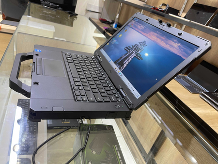 DELL 5430 14 (сенсорный) Intel Core i5-1135G7 озу16гб хард 512ssd