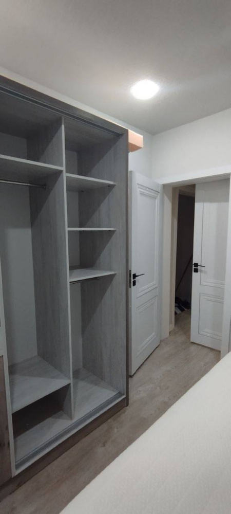Продается квартира , БИЙ , Максим горький , 2/8/9