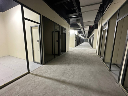 Продается свой Магазин электро техники, Тц Ibn Sino ,Stroy mart,17 кв
