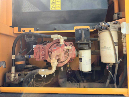 Ekskvator Hyundai HW210A
