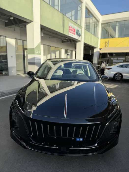 Hongqi EQM-5 Halol Nasiya Savdoga