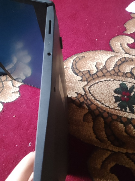 Lenovo idepad 4ram 750/150.   180$ажойиб килиб келиштириб бераман