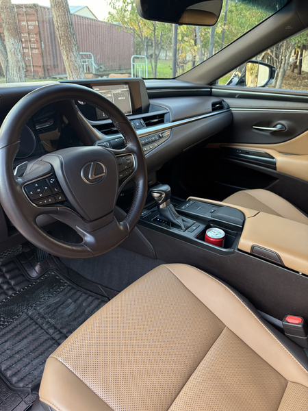 Lexus is 350 srochna