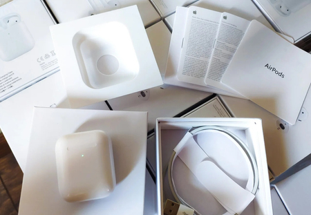 Apple Airpods 2.2  California Original Premium Новые запечатанные !!!