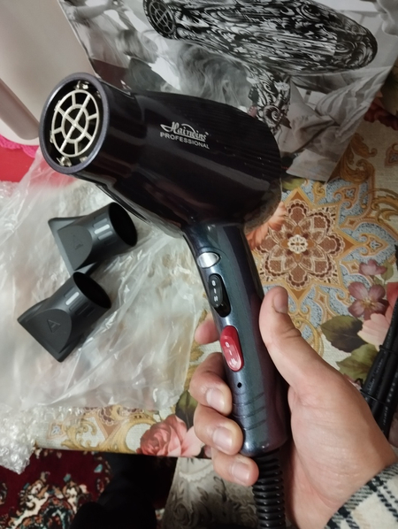 Продам фен Hairwins HW-8868