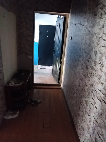Продаётся своя двухкомнатная квартира.