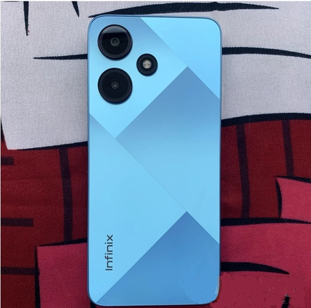 Нераспакованный Infinix Hot I 30
