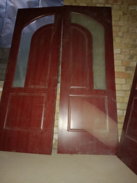 Eshik mdf sotiladi arzon b/u
