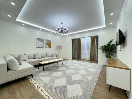 Продажа Ойбек 3/6/9 С евро. Ремонтом 145000y.e