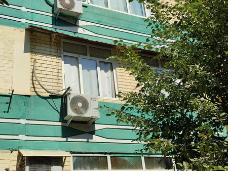 Kvartira, 3 xonalik, 2-qavat, o'rta podyezd