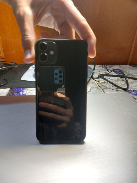 Продается Iphone 11 64ГБ