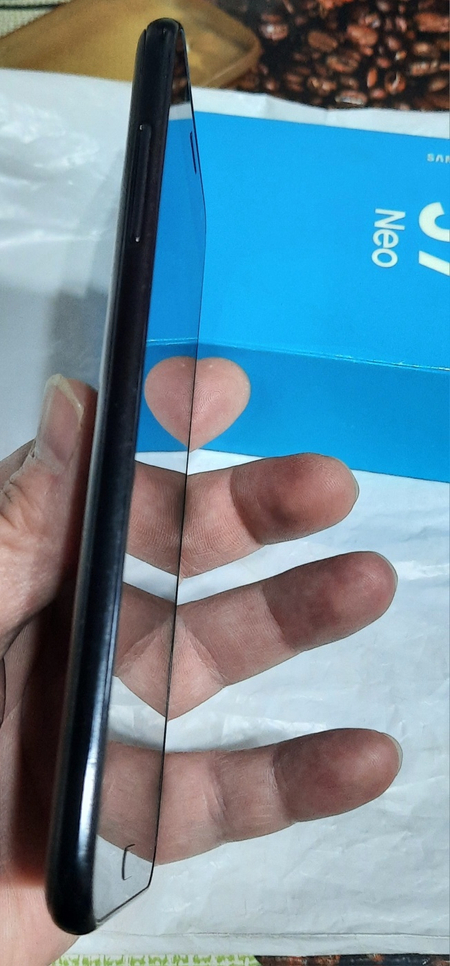 Samsung Galaxy J7 Neo 16 Gb