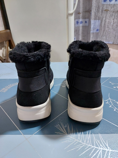 Зимняя обувь, разм. 36,5 (23,5)