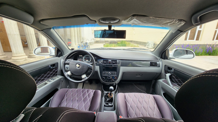Lasetti 45.600 km yurgan ideal xolatda