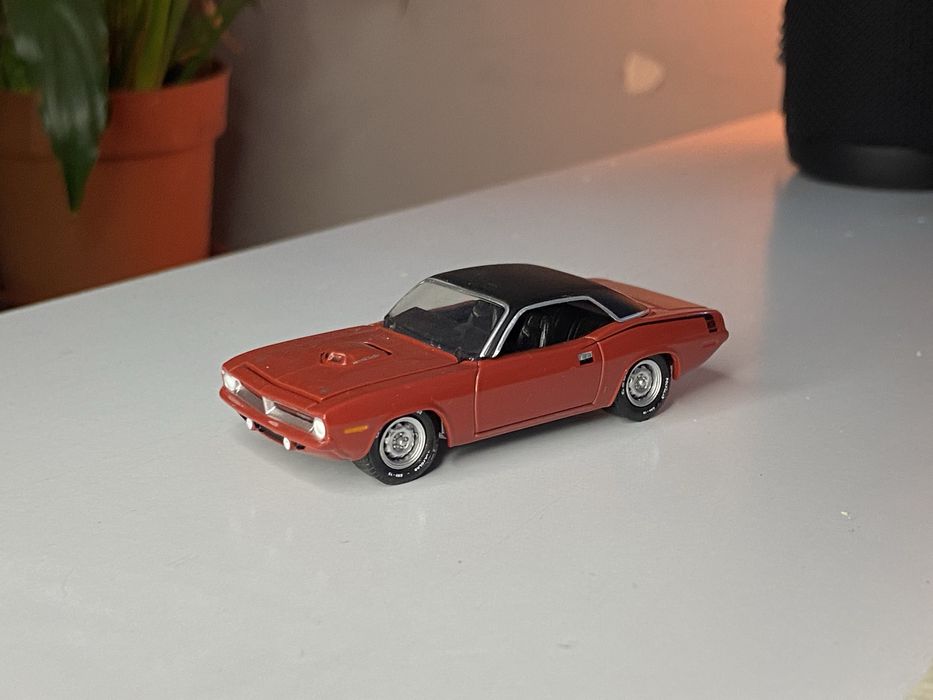 Продаются коллекционные модельки Hot Wheels