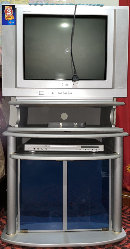 Телевизор LG RT-21FX4RG Flatron