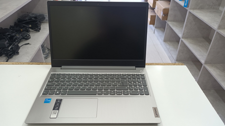 Lenovo IdeaPad 3