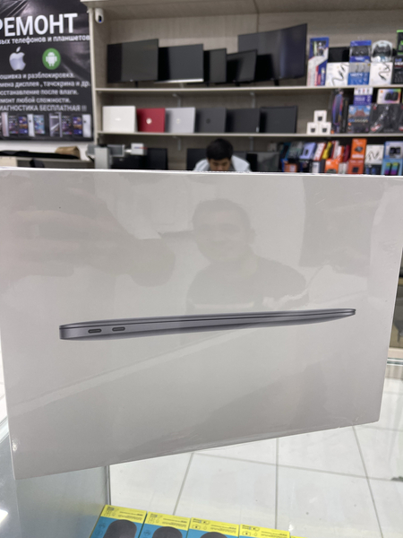 MacBook Air M1 8/256 Новый Yengi