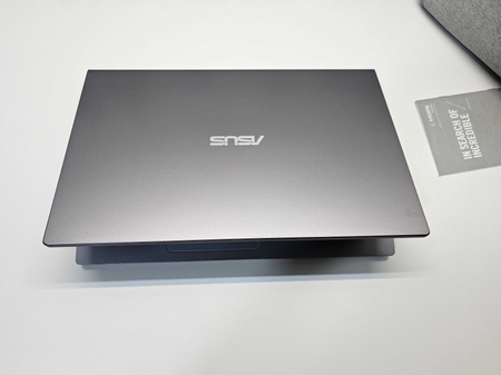 ПРОДАМ Asus X515EA Ноутбук Core i3 11-ПОКОЛЕНИЯ/8GB/256SSD/15.6\\\