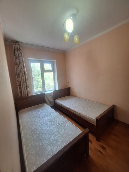 3/4/4 Тамараханум Дархан 75кв.м 77-серии