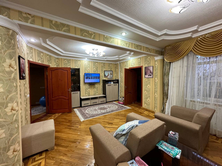 Продается 3/3/4 на Госпитальном