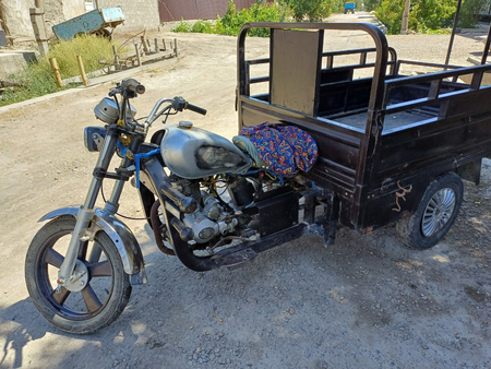 Motosikil totiladi