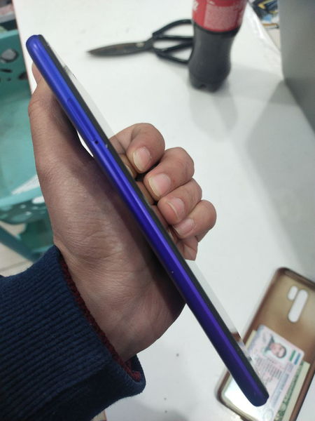 Redmi 9 4/64 gb aybi yo'q