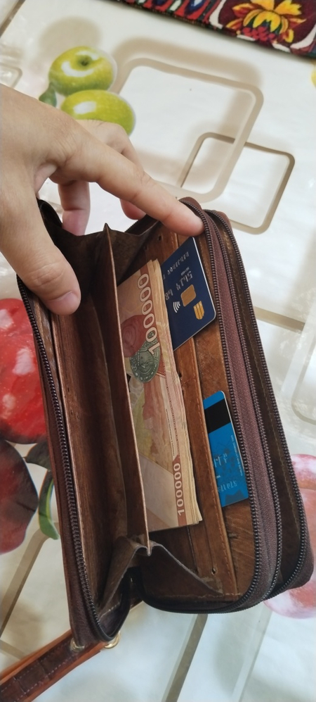 Продается продукты из натуралный кожи Крокодила))