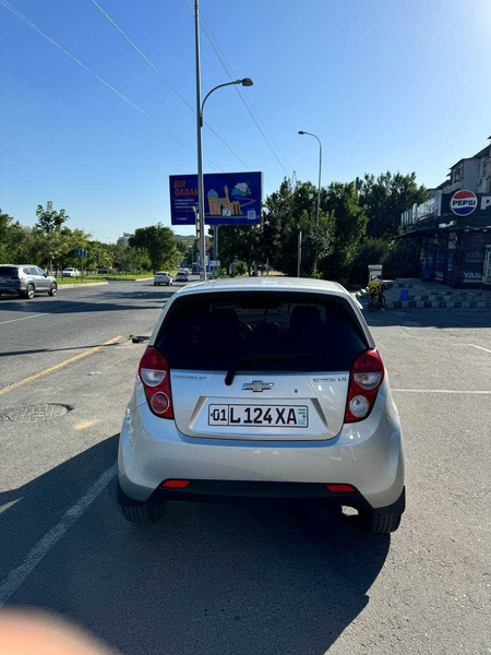 Продам Chevrolet Spark 2015 года