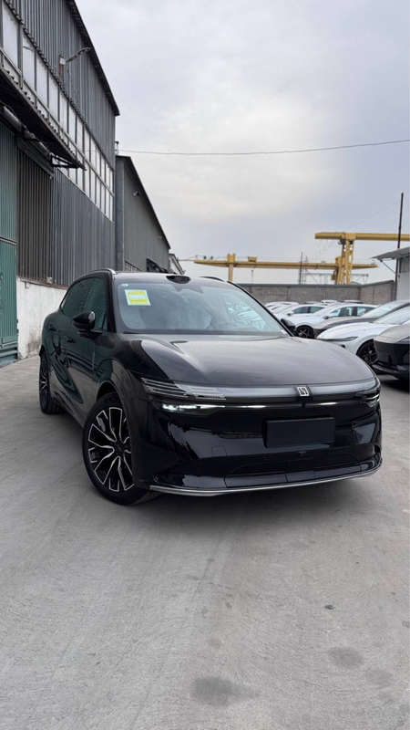 New 2025 Model Zeekr 7X dual motor в наличии