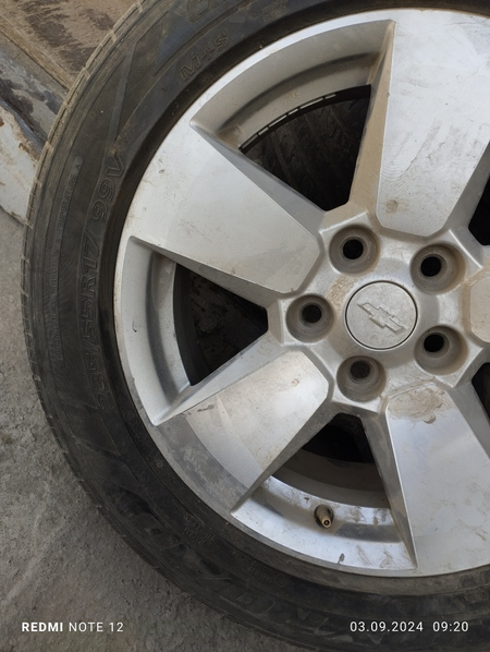Продаётся автомобильный БУ диска с шиной