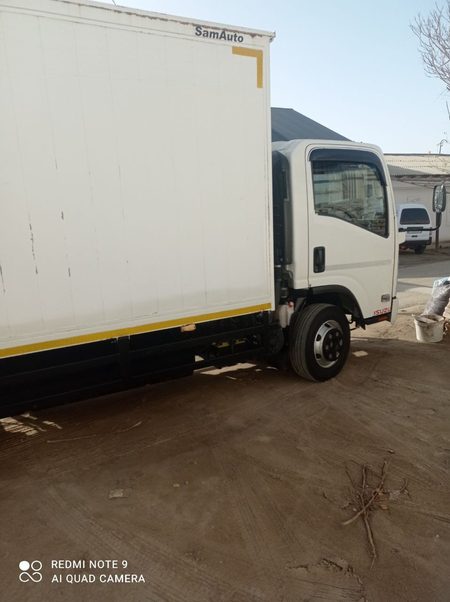 Isuzu CNG 2015 sotiladi naxtga