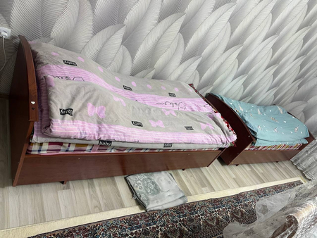 2 одинарных дивана